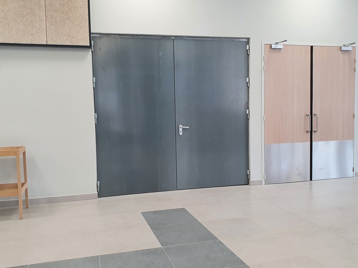 Portes métalliques - FER MET ALU